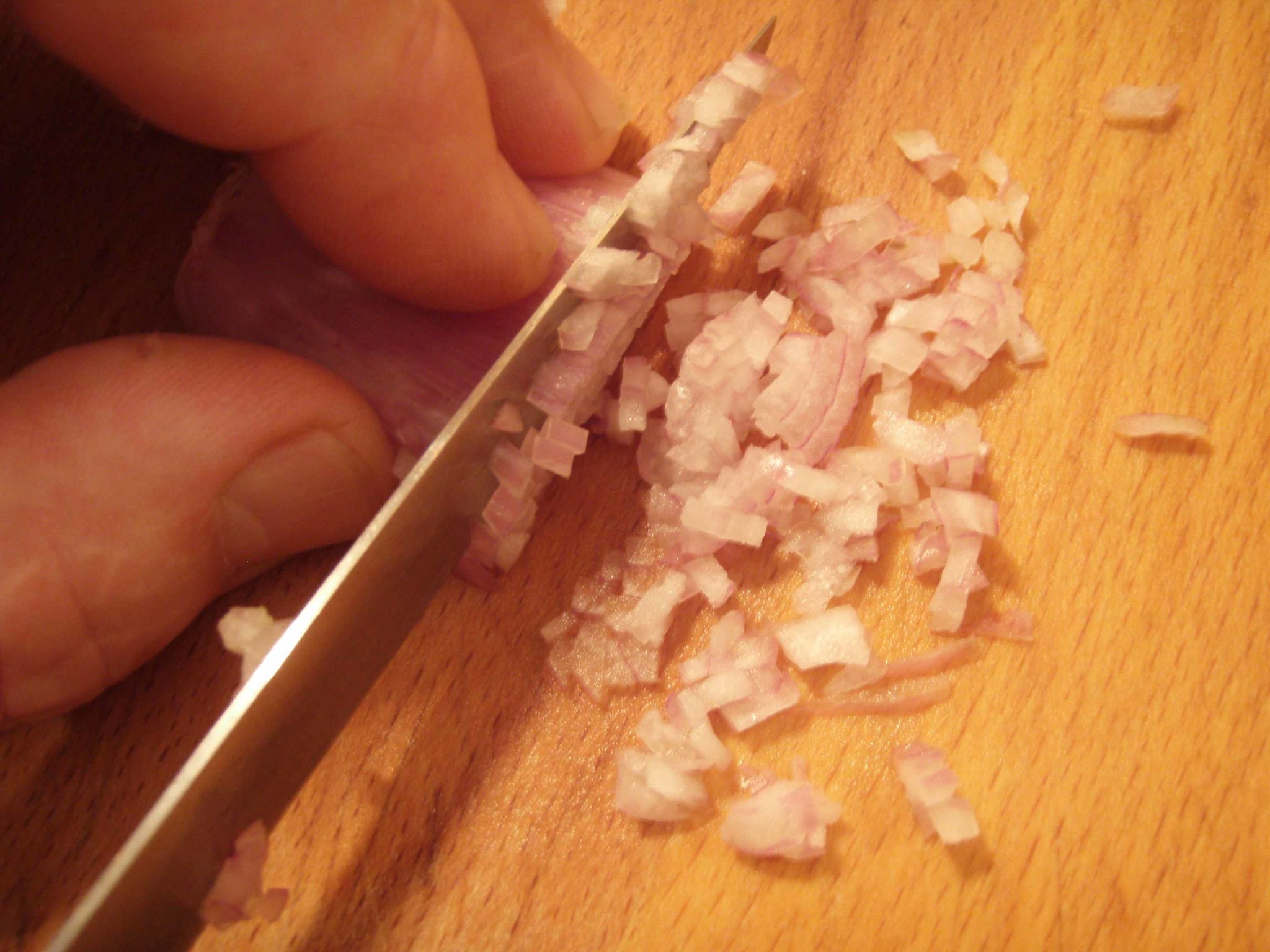 Ciseler une échalote | Le cuisinier moucheur